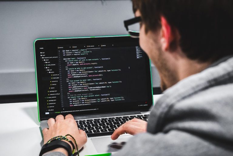 Cómo funciona el motor de base de datos SQL - EmpleosTI